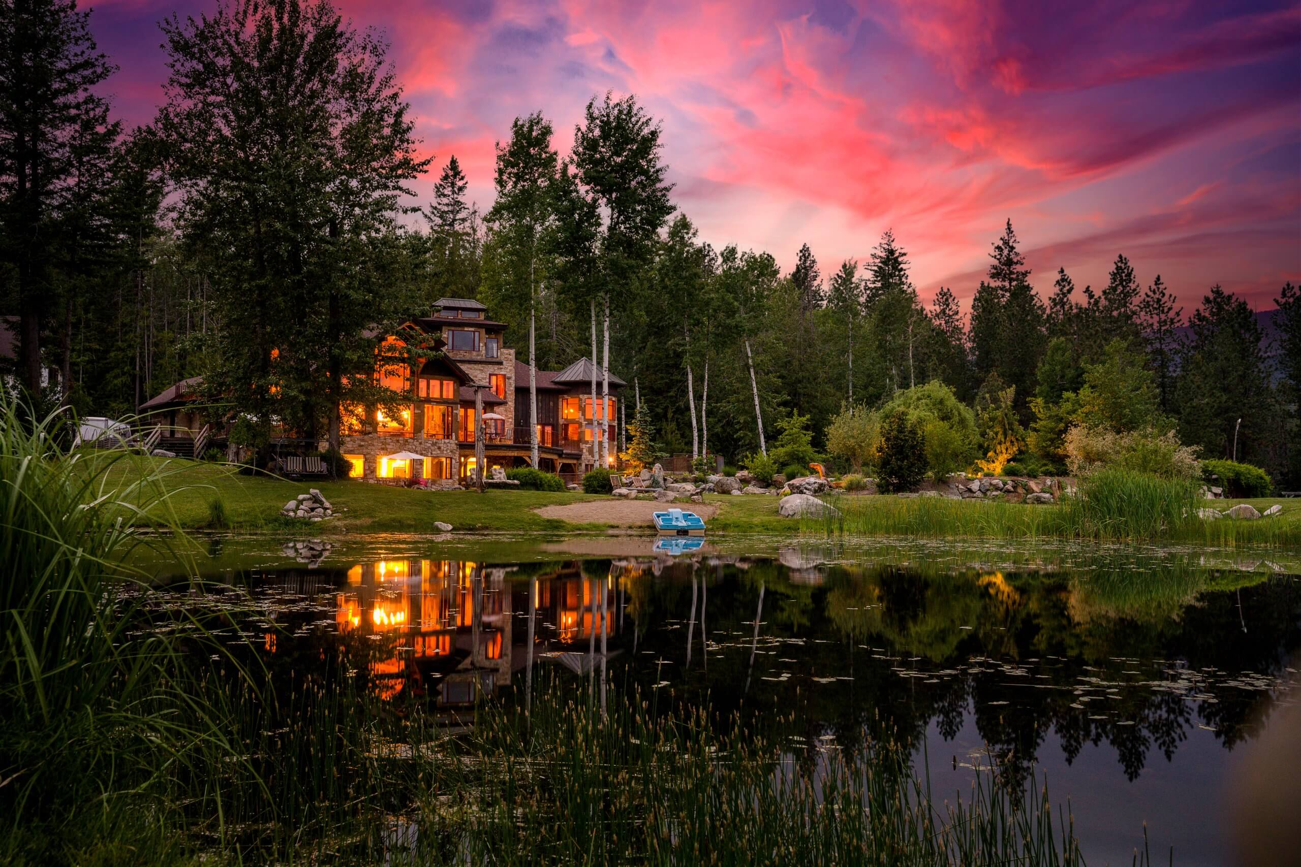 Talus Rock Retreat - Living in Sandpoint